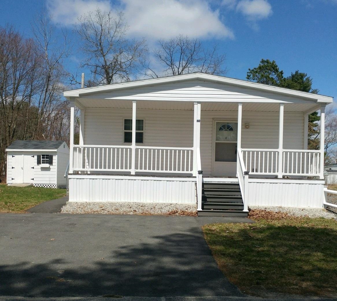 60 Norwich Place, Londonderry, NH 03053