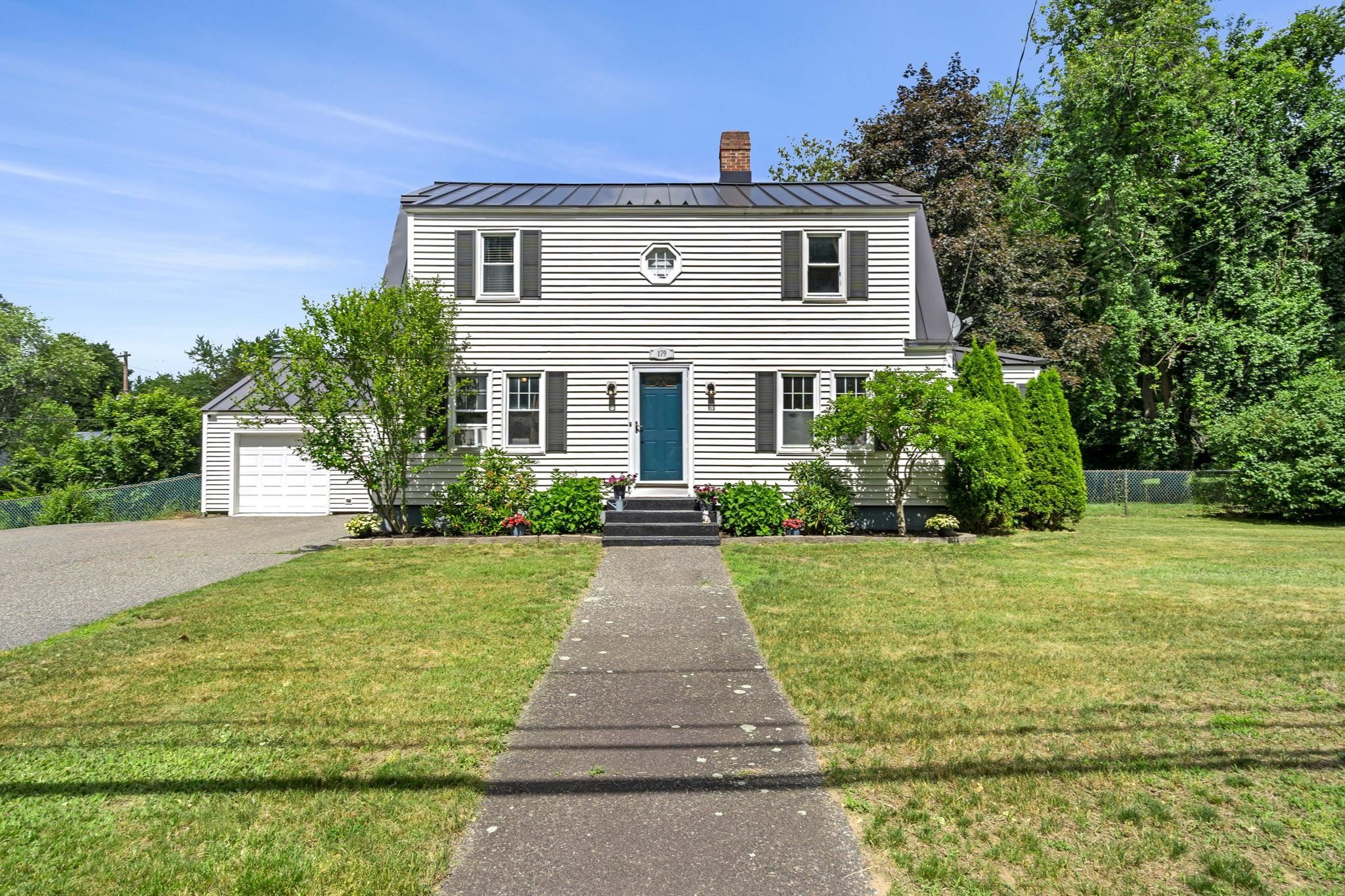 179 Sherburne Road, Portsmouth, NH 03801