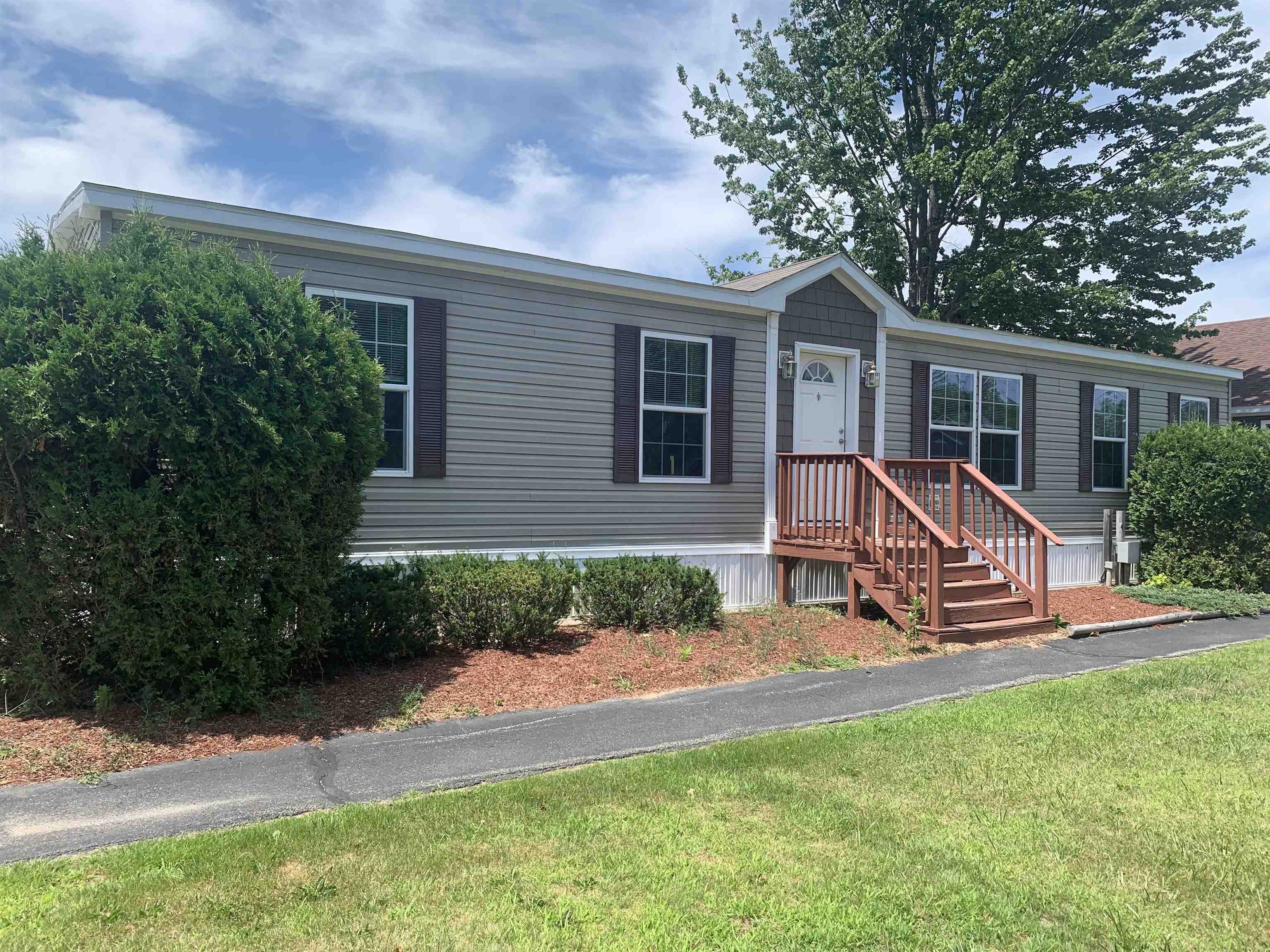 20 ROYAL CREST PARK, Rochester, NH 03867 - PrimeMLS