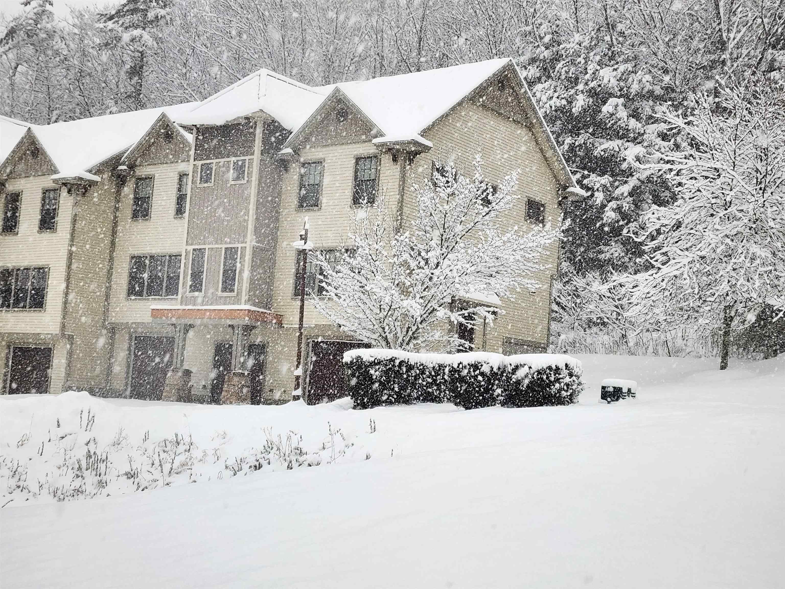 Upper Valley NH VT Homes Condos Land For Sale