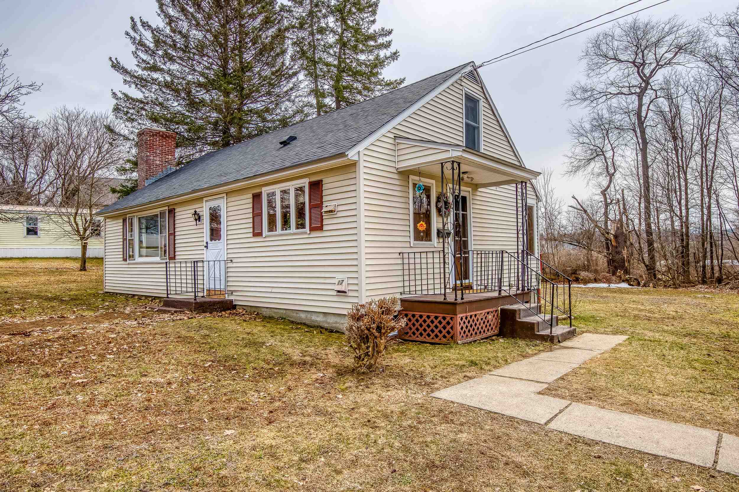 17 PROSPECT STREET, Whitefield, NH 03598 - PrimeMLS