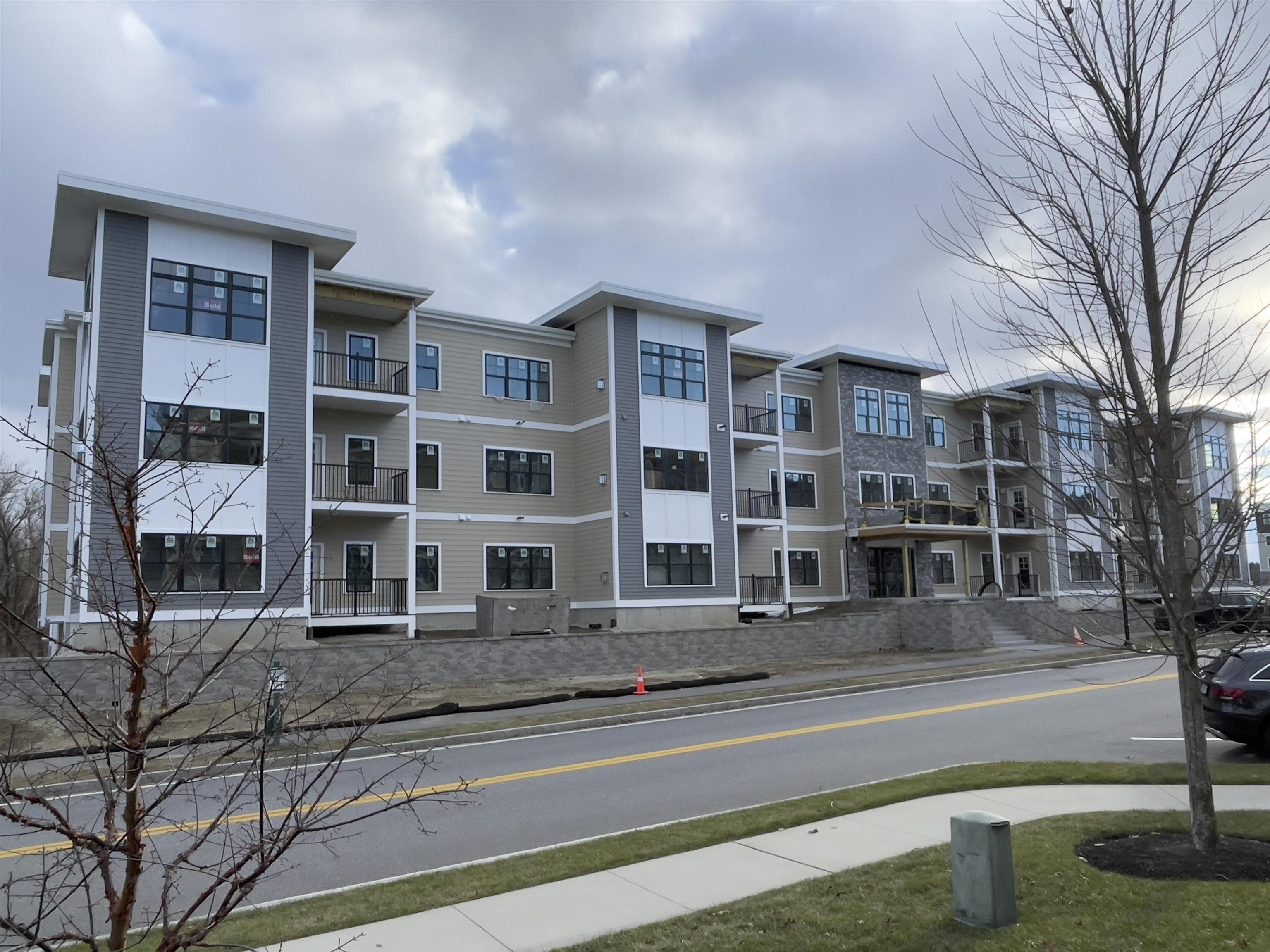 65 Pointe Place #204, Dover, NH | MLS# 4984344 | Verani Realty