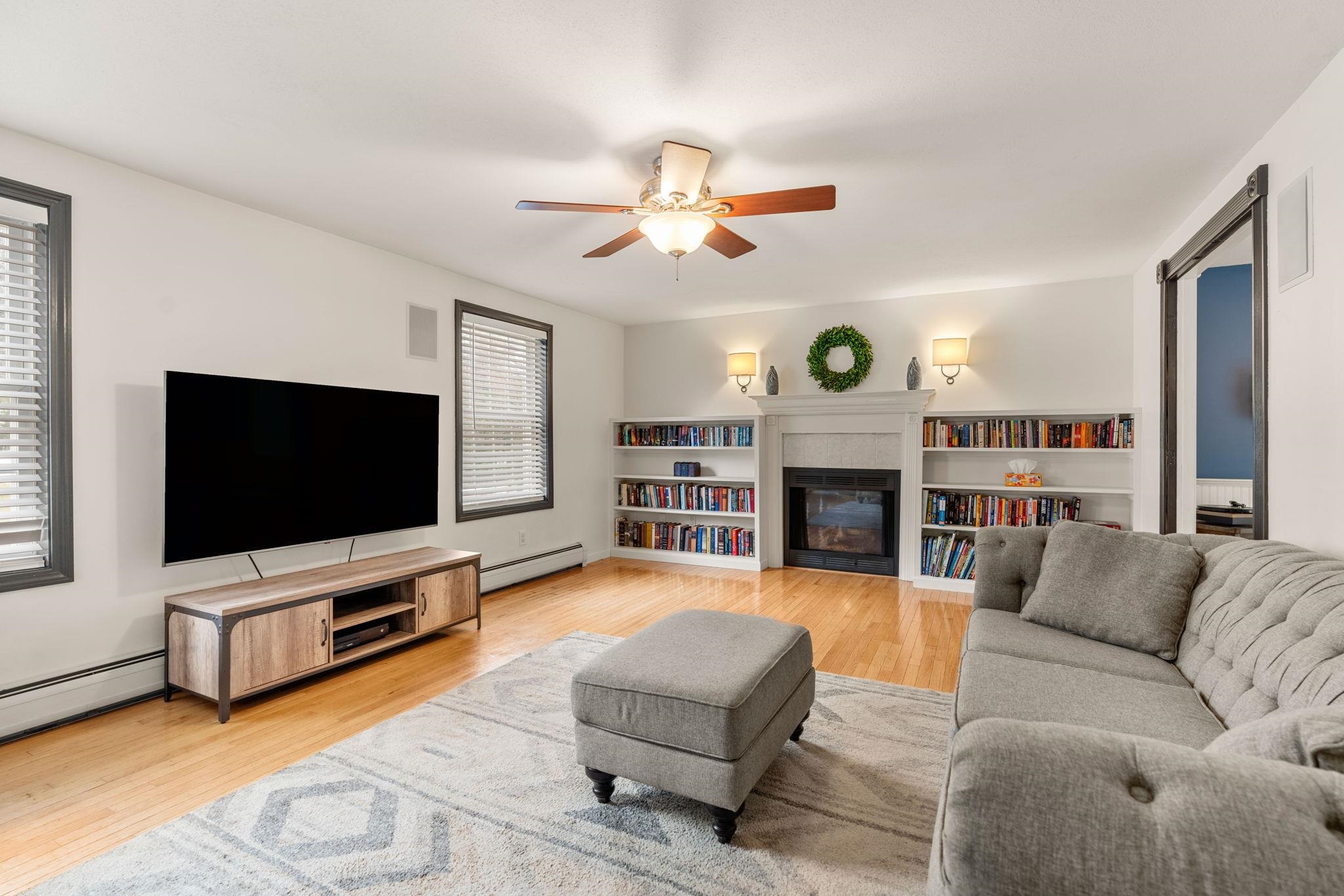 20 Dominic Drive , Barrington, NH | MLS# 4990904 | Verani Realty