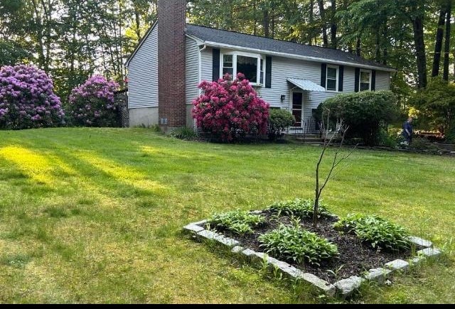 MLS 4995590: 111 S Main Street, Newton NH