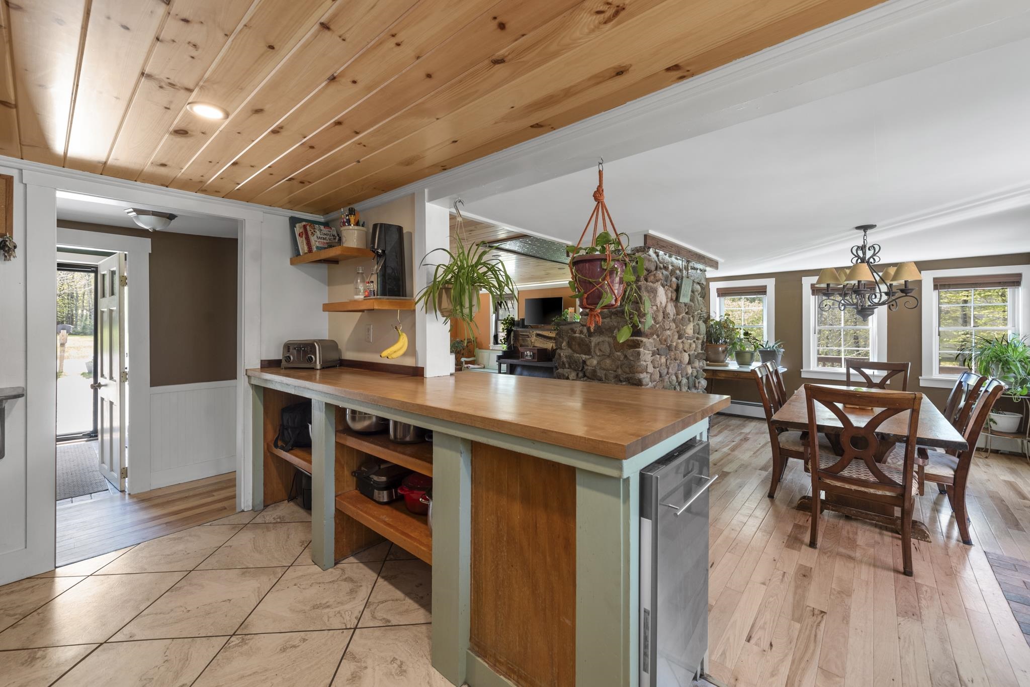 143 MT PROSPECT ROAD, Holderness, NH 03245 - PrimeMLS