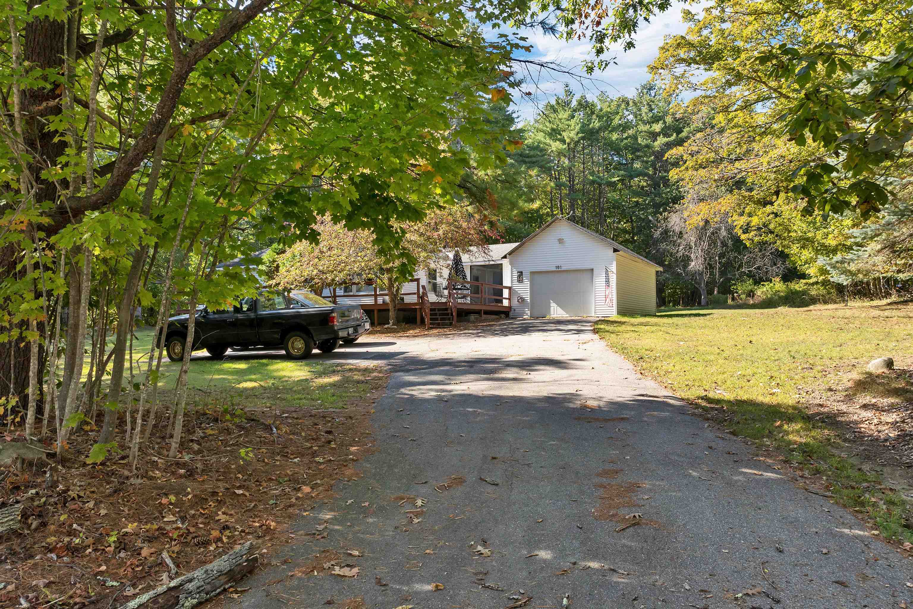 22+ Homes for Sale Under 850K in Tuftonboro, NH | Houzeo