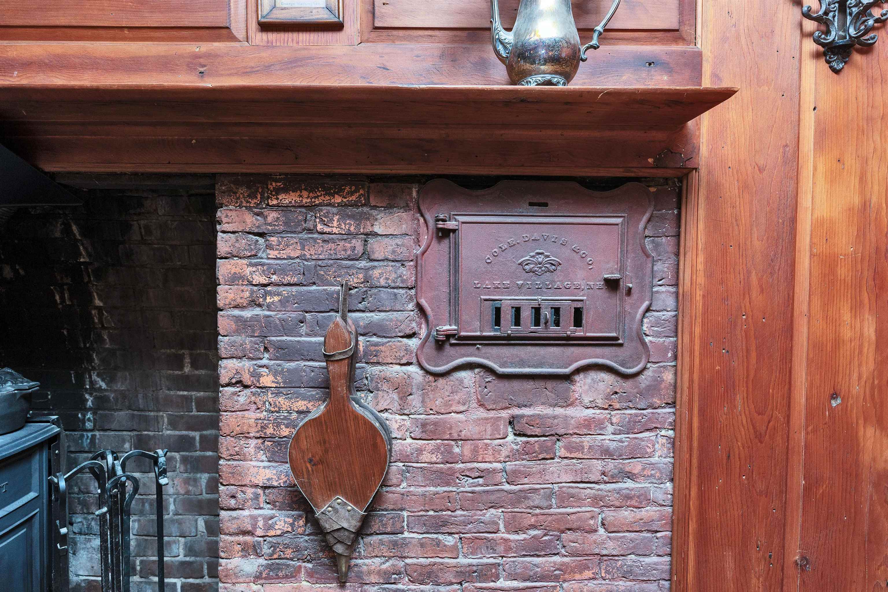 457 Reservoir Drive Weare NH 2 Story Single Family Home For Sale $699000