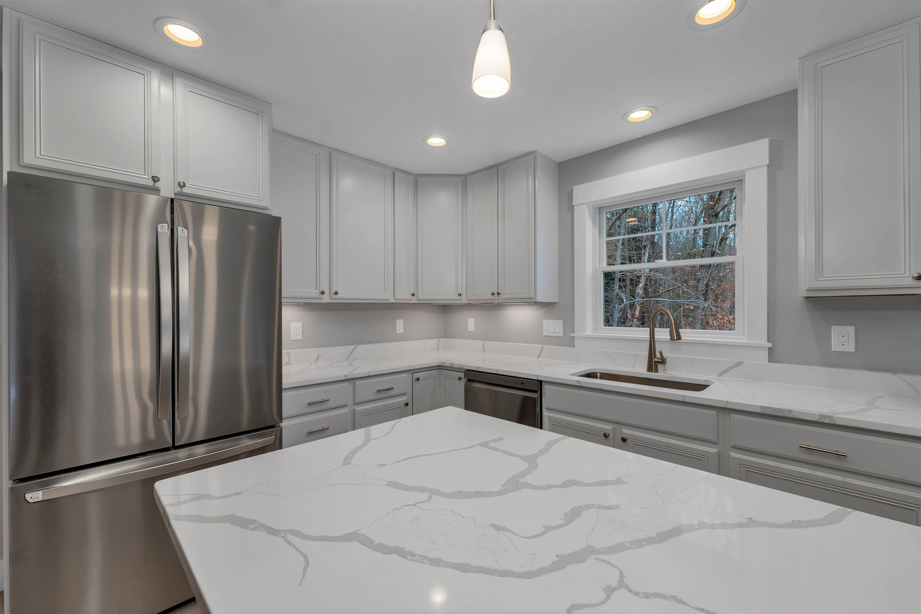 654 Alton Mountain Rd, Alton, NH 03810 | MLS# 5070193 | Houzeo