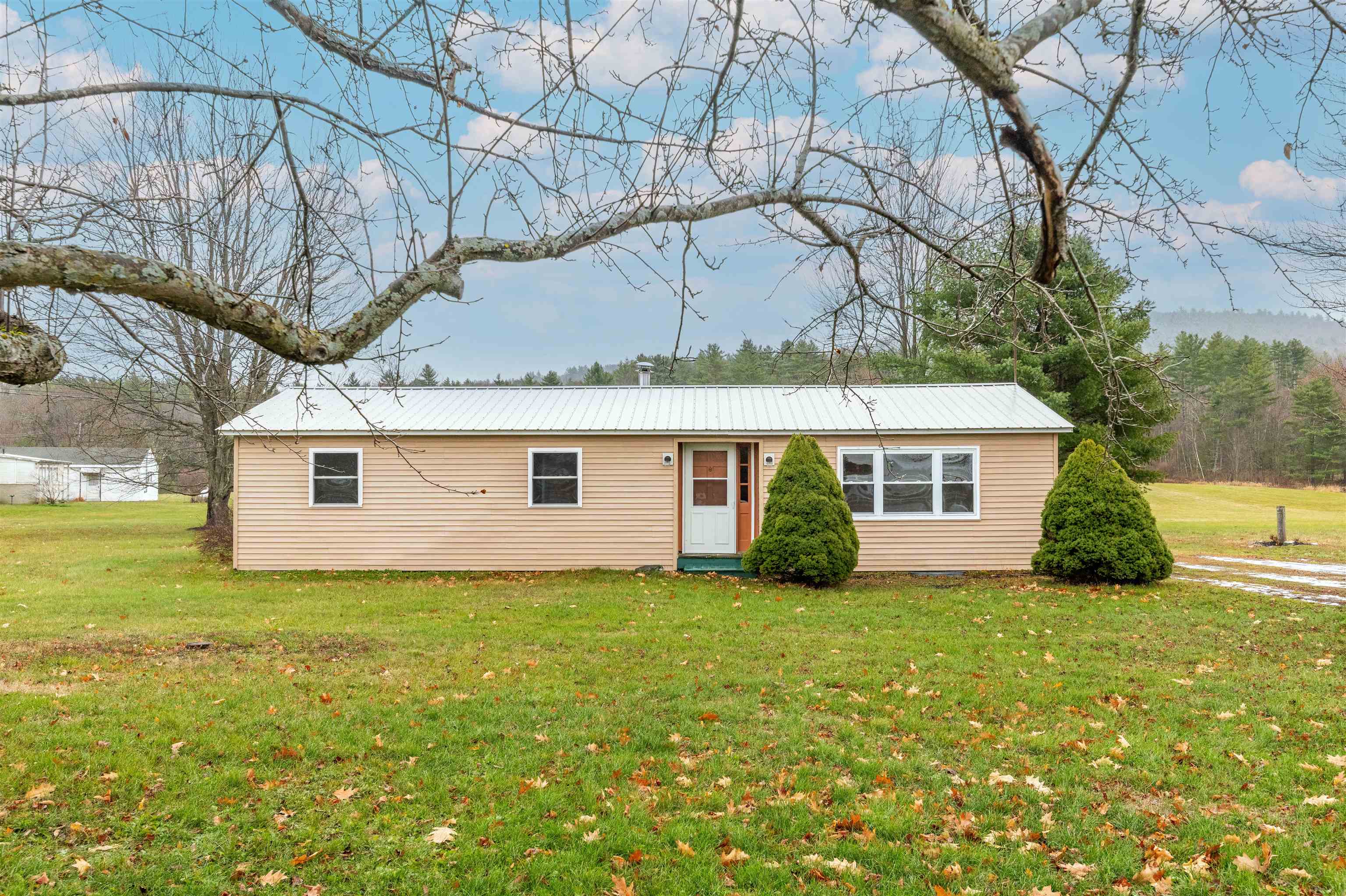 2276 County Road , Haverhill, NH | MLS# 5070611 | Verani Realty