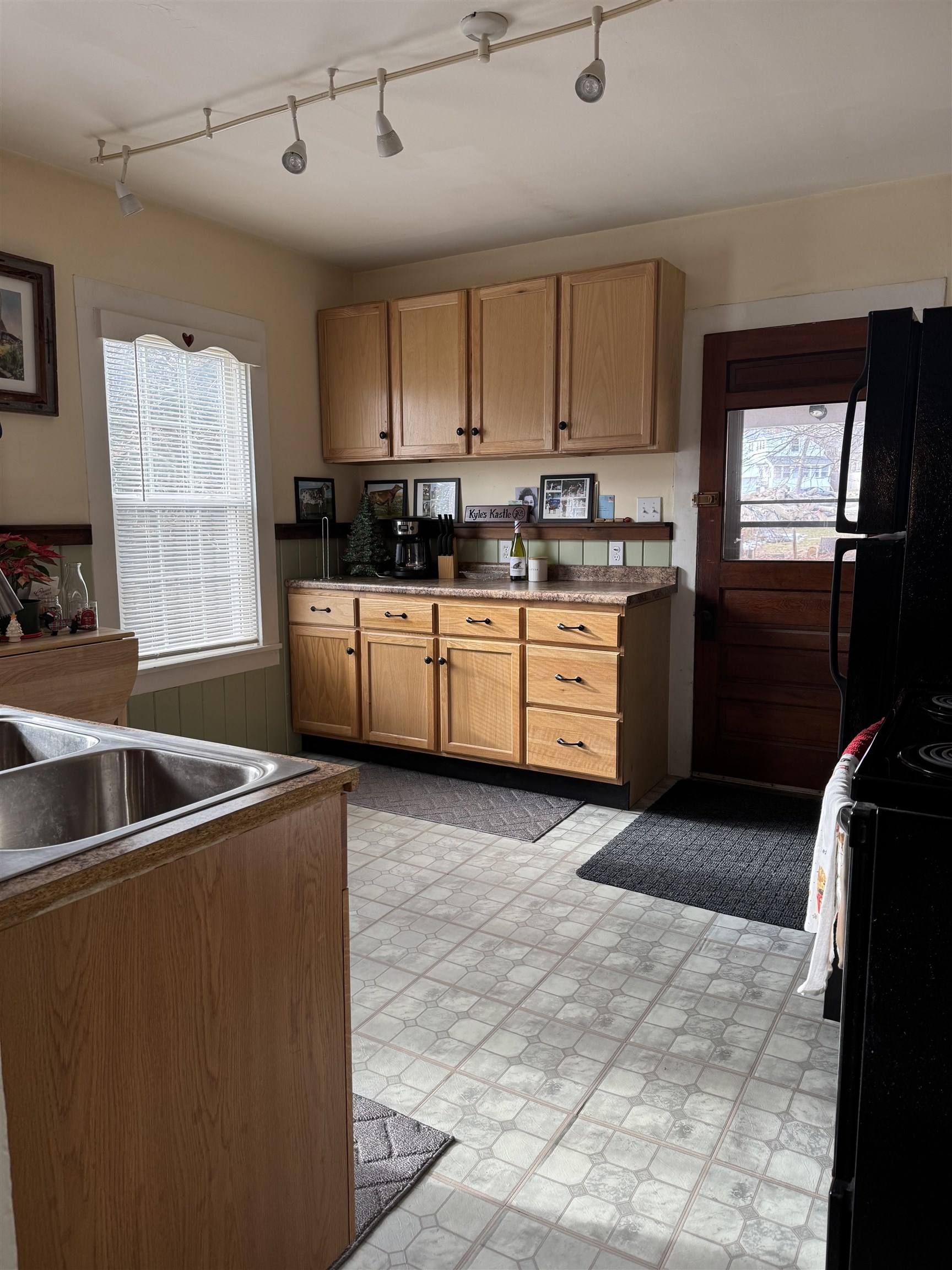 5 Rossiter Street , Brandon, VT | MLS# 5072595 | Verani Realty