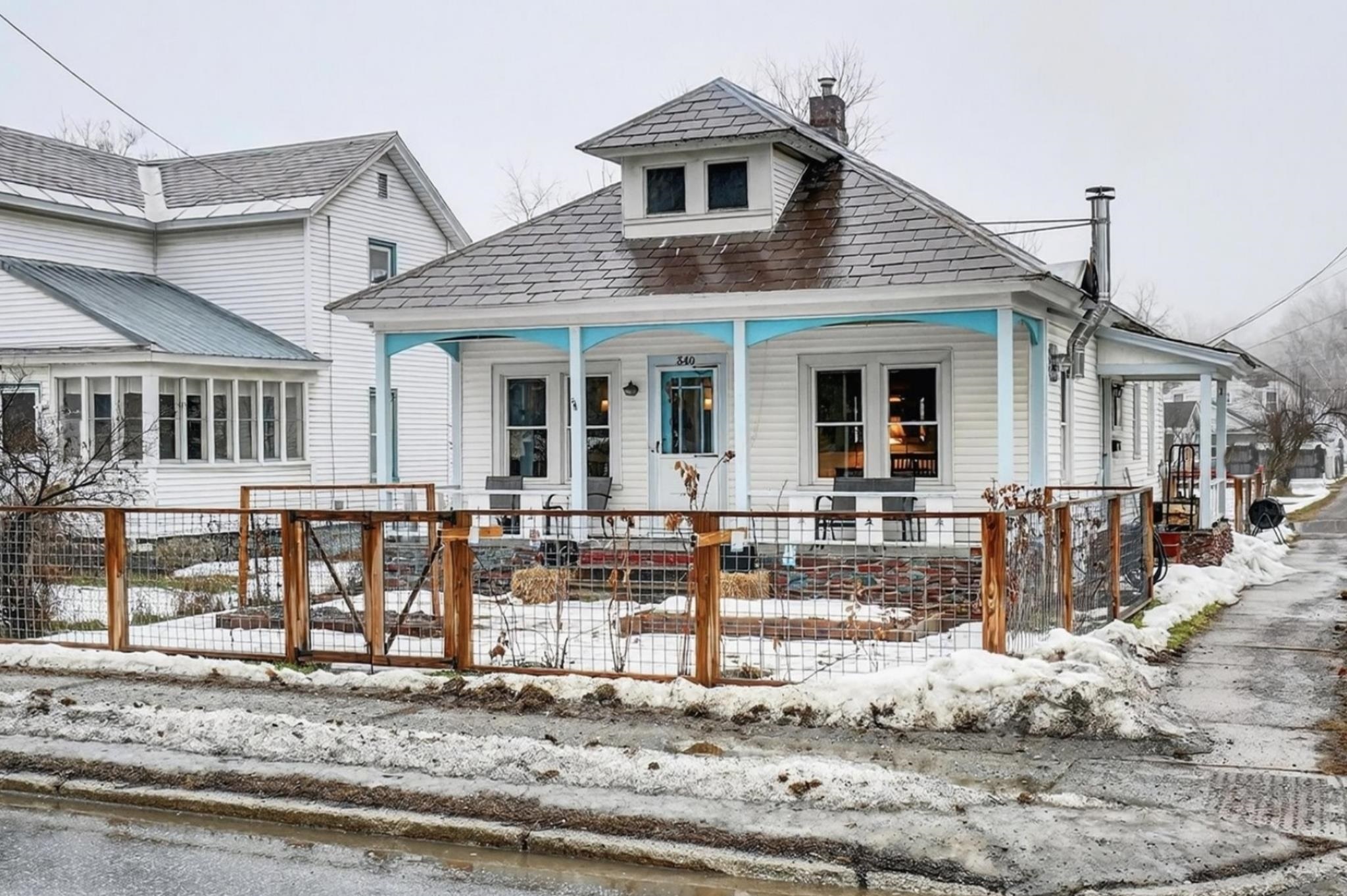 340 York Street , Poultney, VT | MLS# 5074239 | Verani Realty